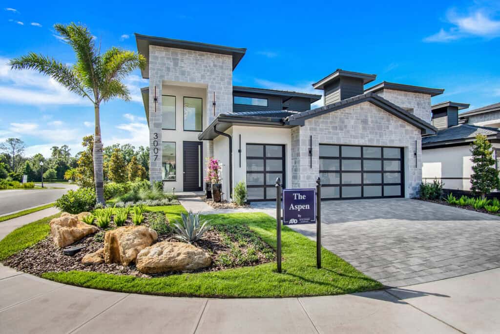 contemporary-luxury-home-orlando - Orlando Premier Custom Home Builder